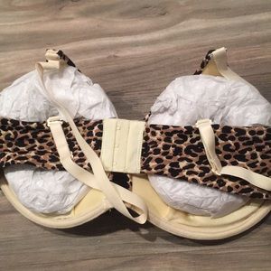 VENUS | Intimates & Sleepwear | Animal Print Underwire And Convertible ...
